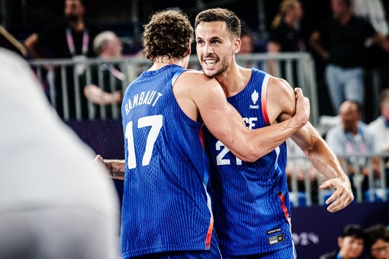 LIVE 1/2 finale FRANCE vs LETTONIE basket 3X3 masculin lundi 5/8/24 à ...